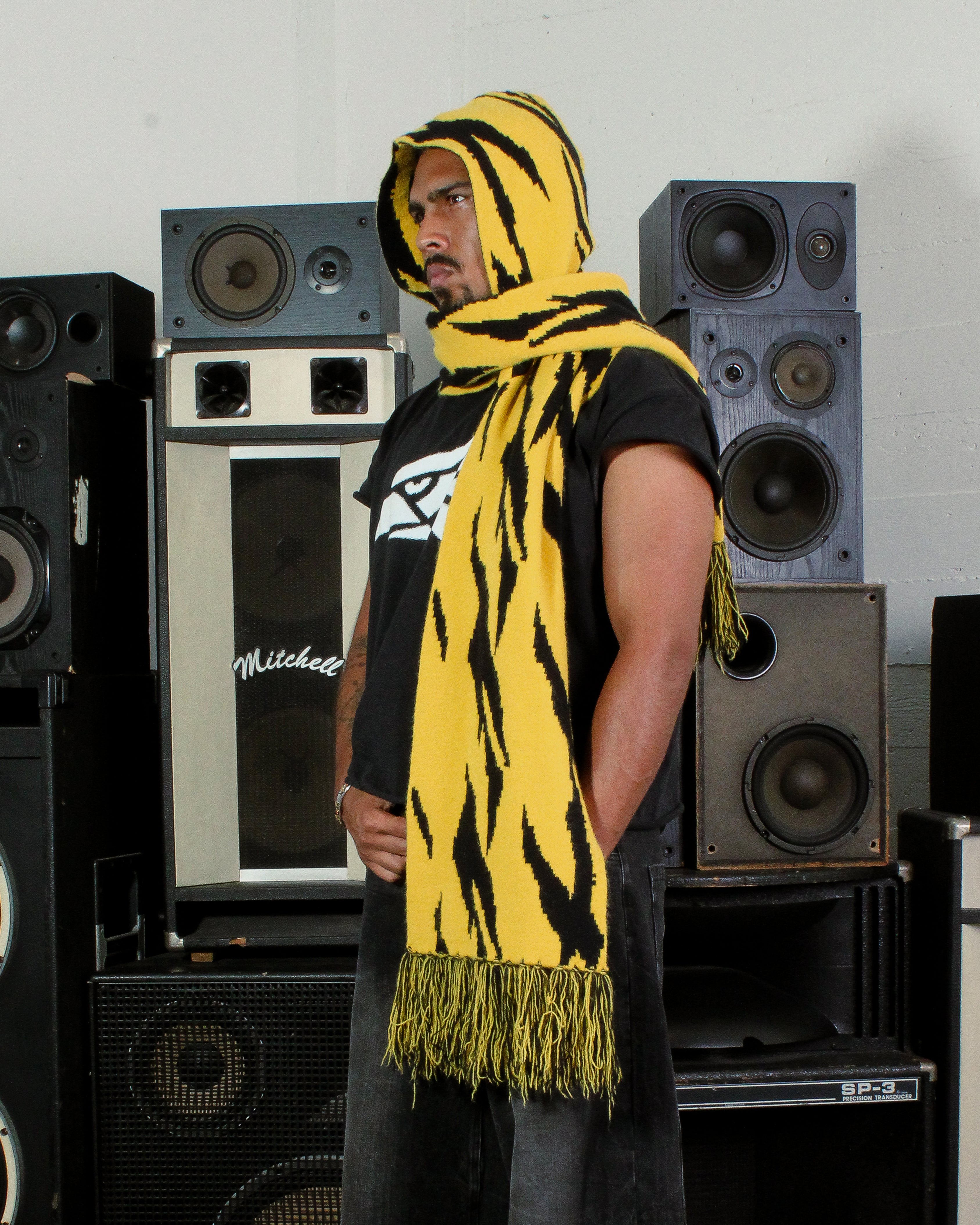 BLOOD WAR SCARF – OtakuHours